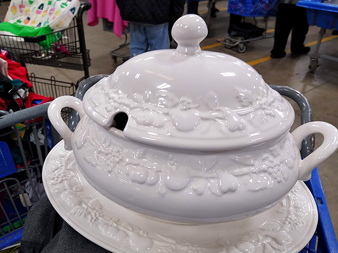 A porcelain soup tureen fit for Downtown Abbey, just waiting for someone to rescue it from bin purgatory for pennies.