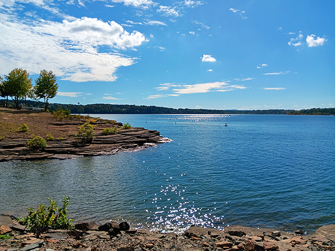 Collins Creek's gentle cascades create natural water features that would cost millions in Beverly Hills but come standard with your affordable Heber Springs lifestyle. 