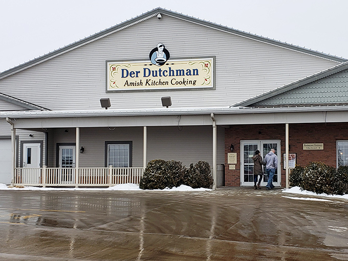 Der Dutchman isn't just a restaurant&mdash;it's a pilgrimage site for comfort food devotees. Your diet doesn't stand a chance against this place.