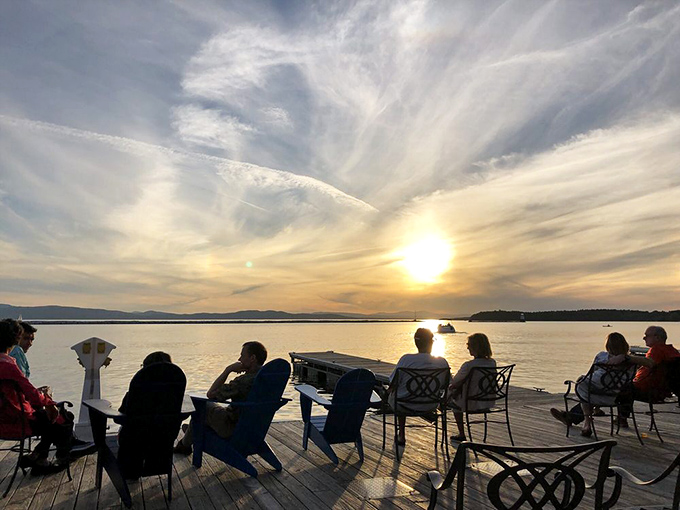 The sunset crowd knows the secret&mdash;dinner and a show costs only the price of your meal when Mother Nature handles the entertainment.