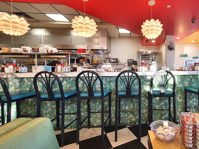 The counter seating offers front-row tickets to the breakfast show&mdash;where skilled cooks perform culinary magic without smoke or mirrors.