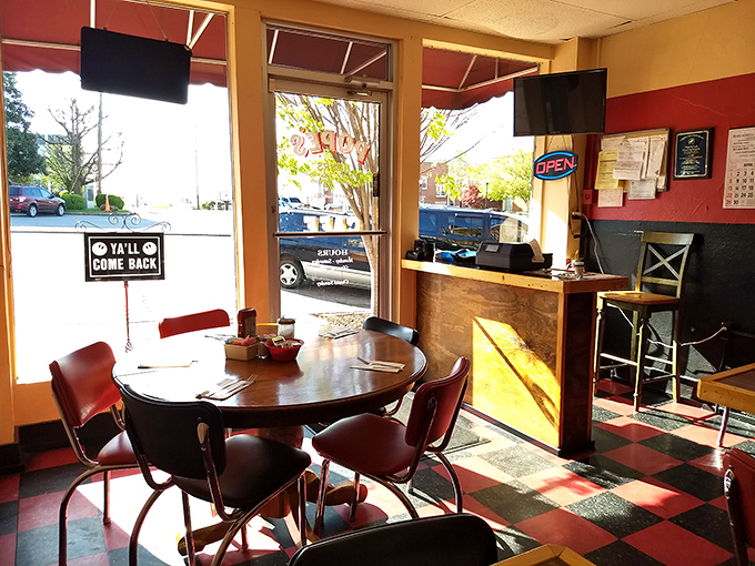 The dining area feels less like a restaurant and more like the kitchen table of that friend whose cooking always makes you feel at home.