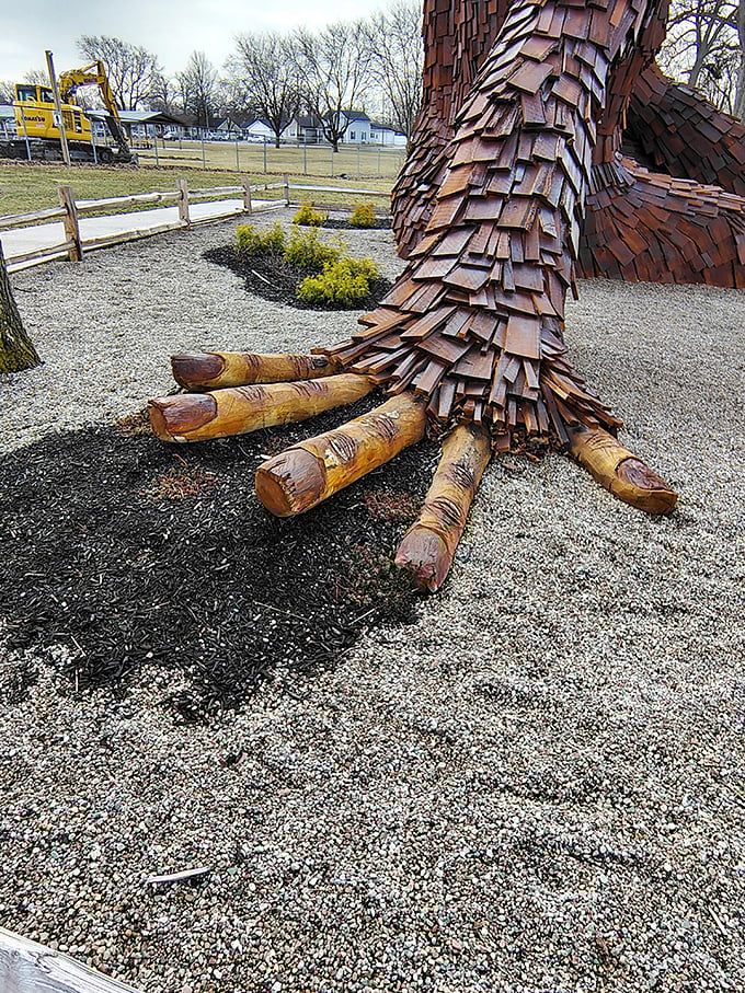 Hands down the most impressive digits in Ohio. These carefully carved appendages showcase the attention to detail that makes Nelson so remarkable.