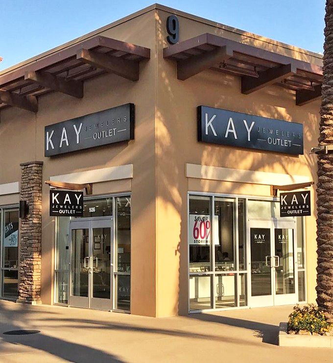 Kay Jewelers Outlet sparkles with possibilities. Diamonds and deals&mdash;a combination that makes both hearts and wallets happy.