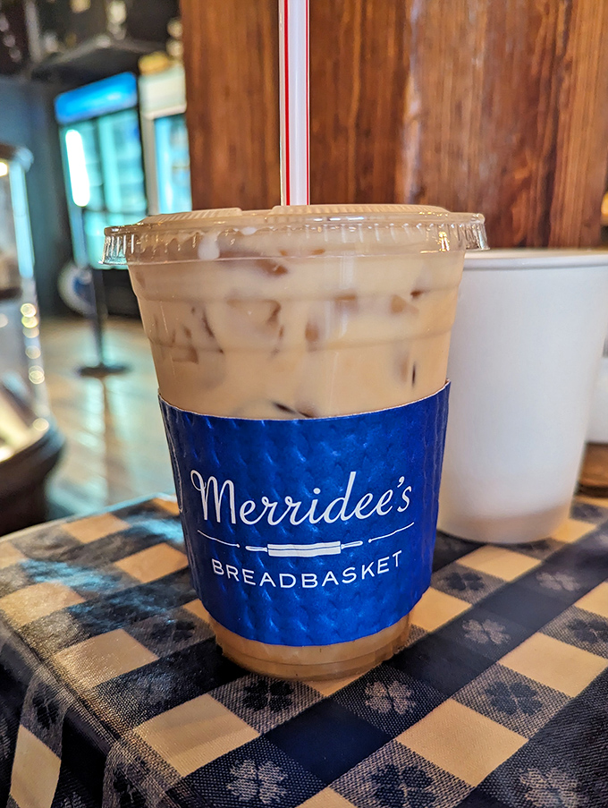 Iced coffee that doesn't just refresh&mdash;it restores faith in humanity. The signature blue sleeve is Franklin's version of Tiffany's little blue box.