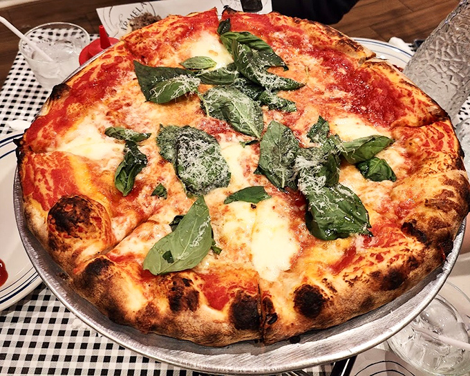 This Margherita pizza doesn't need Instagram filters&mdash;it's already perfect. Those basil leaves are practically posing for their close-up.