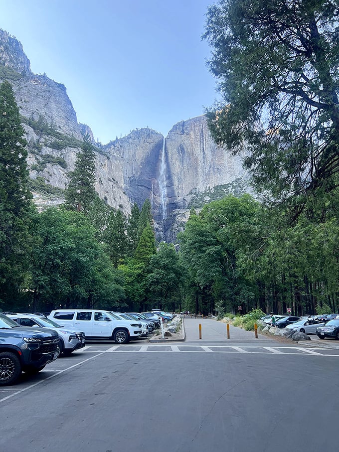 From parking lot to paradise in 100 steps. Only in Yosemite can a mundane beginning lead to such an extraordinary middle.