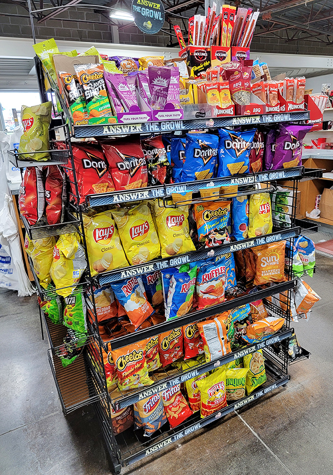 Snack attack central! This "Answer the Growl" display understands that serious shopping requires serious sustenance.