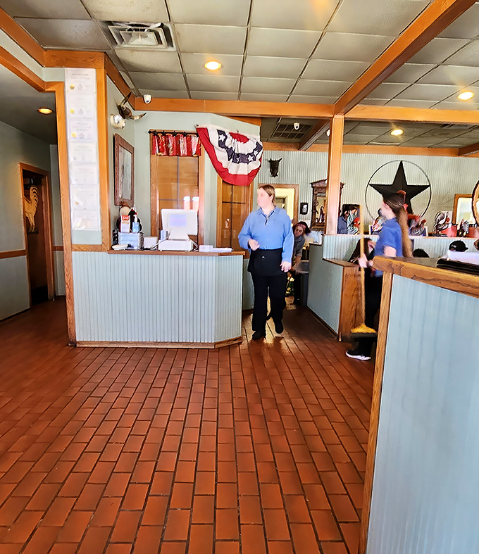 The entrance area &ndash; where hungry strangers transform into well-fed friends under the watchful eye of metal stars.