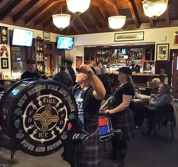 Musicians add a festive soundtrack to the dining experience &ndash; proving food tastes better with a side of live entertainment.