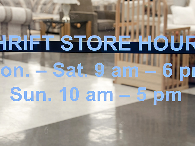 Open six days a week because even treasure hunters need one day to recover from success.