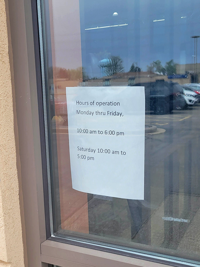 Store hours posted clearly &ndash; because nothing's more heartbreaking than arriving at a closed thrift store with an empty trunk and full wallet.