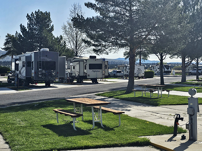 RV living in Susanville means waking up to mountain views and pine-scented breezes without the premium pricing of coastal campgrounds.