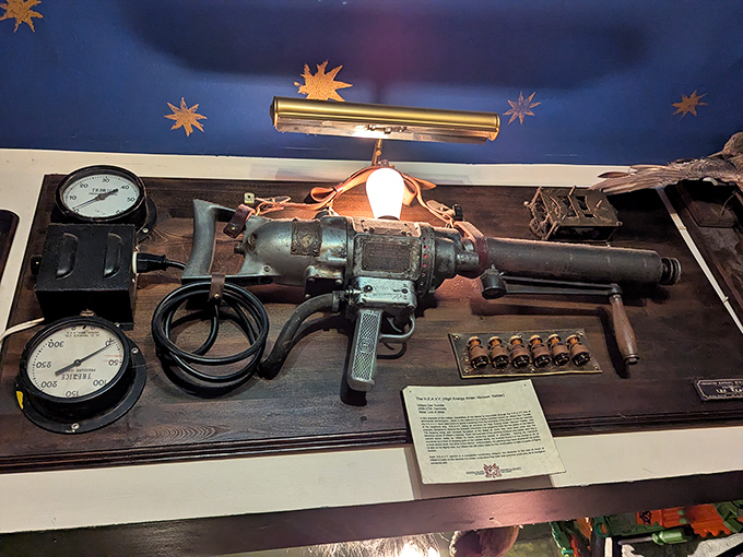 "The H.E.A.V.Y." - this mysterious contraption combines gauges, wires and mechanical parts into something delightfully inexplicable.