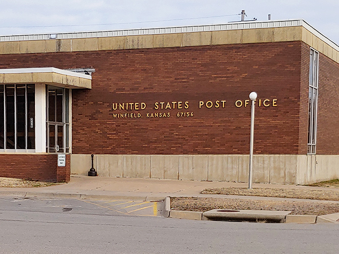 Even the post office in Winfield has that mid-century architectural charm. Mail delivery with a side of history&mdash;no extra postage required. 