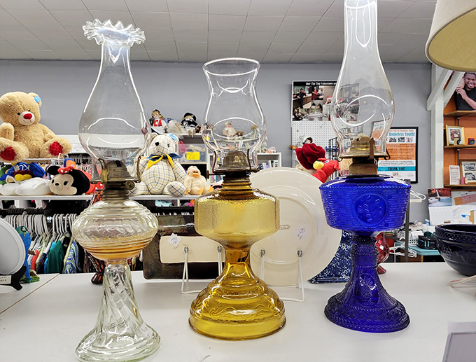 Vintage oil lamps in clear, amber and cobalt blue &ndash; illuminating pieces of American domestic history at bargain prices.