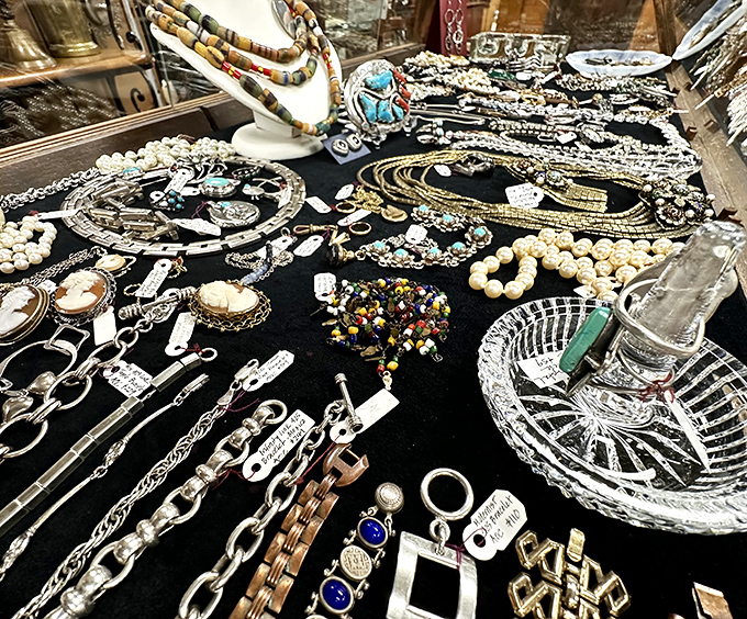 Jewelry hunters, rejoice! This case of vintage accessories offers everything from statement necklaces to delicate brooches&mdash;yesterday's fashion for today's style.