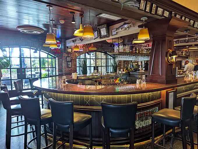 A bar that beckons you to pull up a stool and share tales of the one that didn't get away&mdash;your appetite.