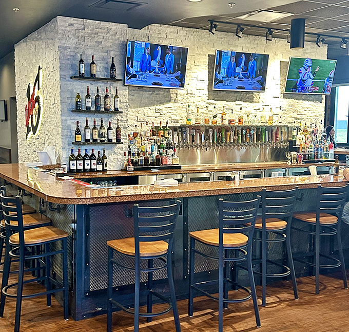 A bar that understands its mission: provide liquid courage for those about to face down a 20-ounce ribeye or celebrate conquering one.