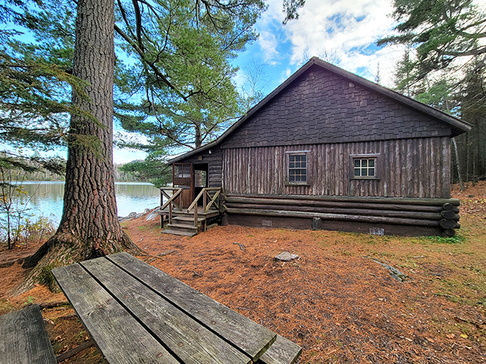 Rustic lakeside cabin dreams come true. Where "no Wi-Fi" becomes a feature, not a bug, and conversations replace screen time.