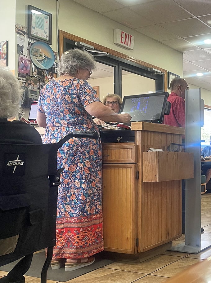 Where the magic happens&mdash;the cashier station where regulars exchange pleasantries and newcomers become converts to the Popi's way of life.