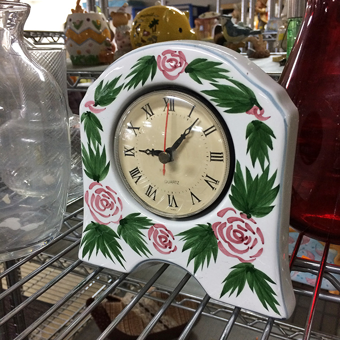 Time stands still for no one, but this charming floral clock might make you pause to appreciate vintage charm in your modern home.