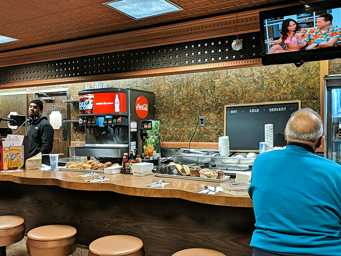 The counter &ndash; where solo diners never feel alone and the staff performs their daily ballet of plates and orders.
