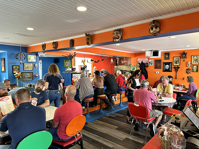 Real people eating real food &ndash; no Instagram filters needed when the meal speaks for itself.