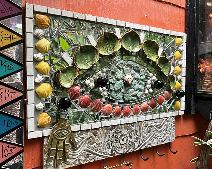 Eyes aren't just for seeing&mdash;they're for decorating too! This mosaic peeper seems to be judging your fashion choices with aquatic flair.