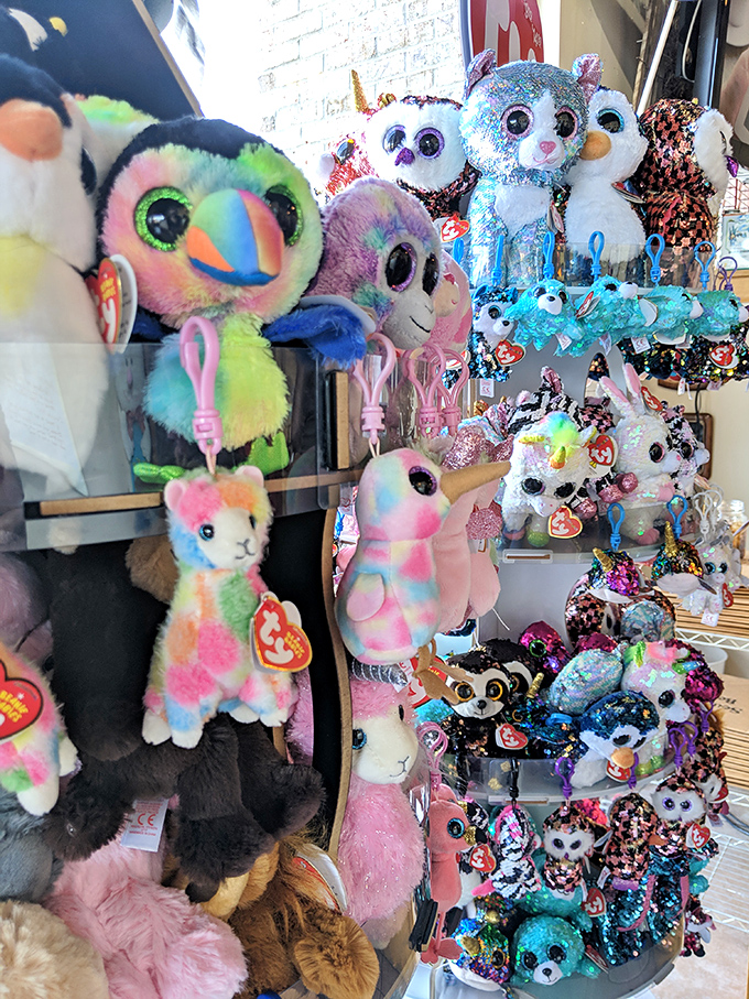 Even stuffed animals want to be part of the Southern Belle's experience. A colorful menagerie that adds whimsy to your wait time.
