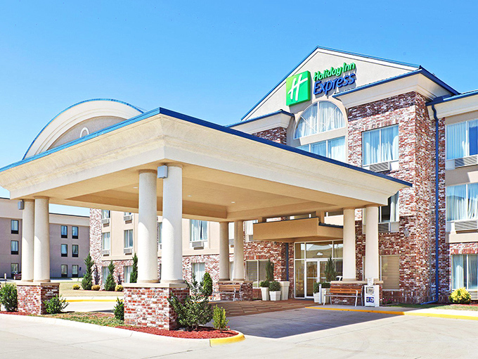 Even chain hotels try harder in Mountain Home, dressing up in stone and columns like they're going to Sunday service.