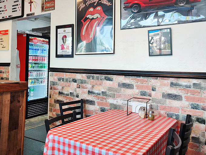 Rock and roll meets pizza roll &ndash; with Rolling Stones memorabilia watching over your meal. Classic tunes and classic flavors make perfect tablemates.