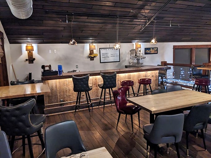 The bar area offers a more contemporary take on Montana dining, though you can bet the conversations still center on fishing, hiking, and where to find the best breakfast.