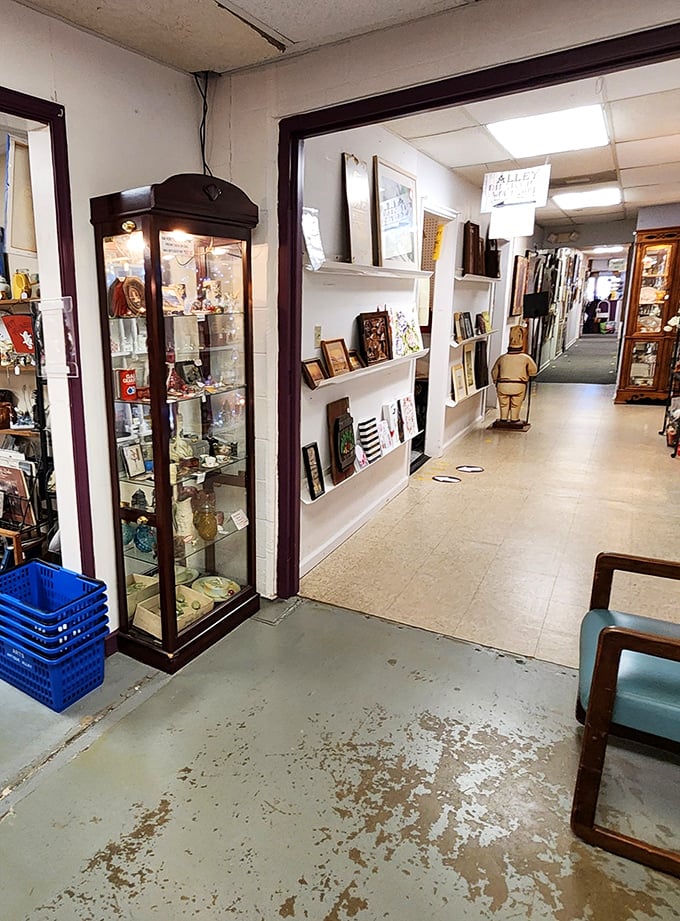 Display cases and corridors beckon with the promise of the perfect find. The thrill of the hunt is half the fun here.