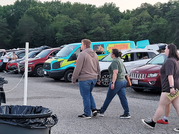 The Mystery Machine makes a special appearance! Even Scooby and the gang know Bengies is the perfect place to solve the mystery of disappearing summer nights.