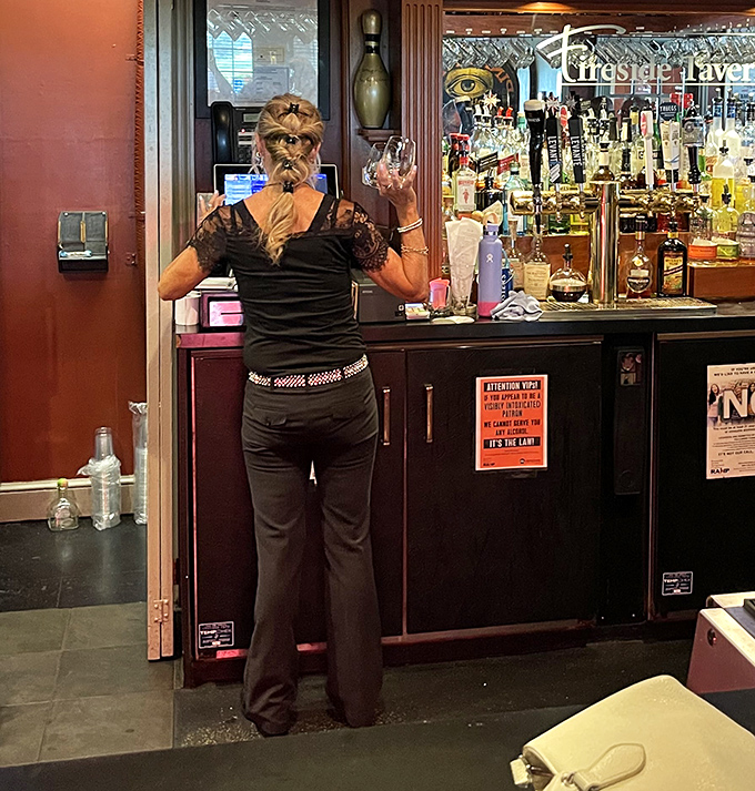 Behind every great tavern is a team that makes the magic happen. The bar staff ensures your glass is never empty and your spirits always high.