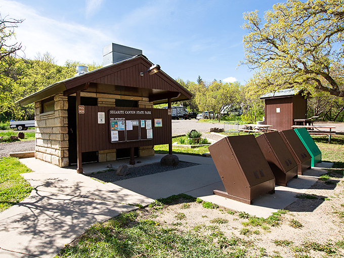 Not exactly five-star accommodations, but when nature calls in nature, you'll appreciate these facilities. The visitor center provides maps, information, and yes&mdash;those essential modern conveniences.