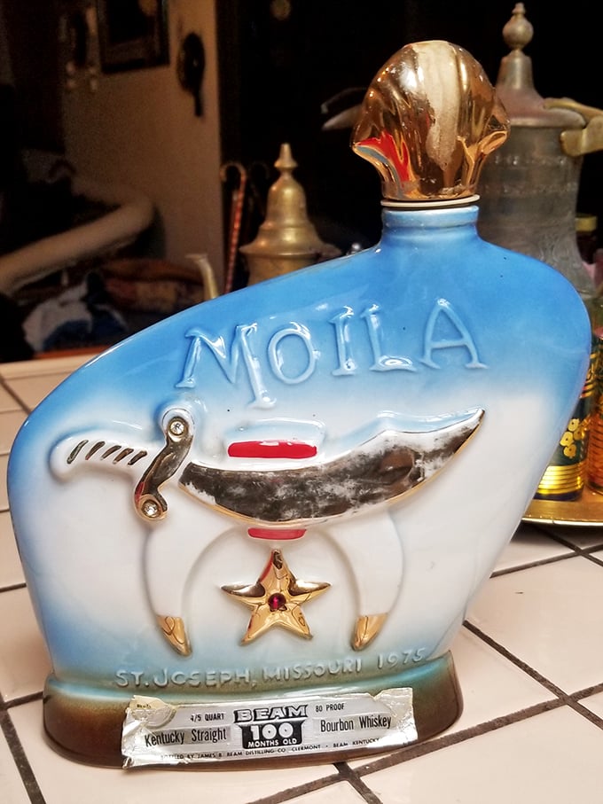 This vintage Moila Shrine decanter is the quirky conversation starter your bar cart never knew it needed.