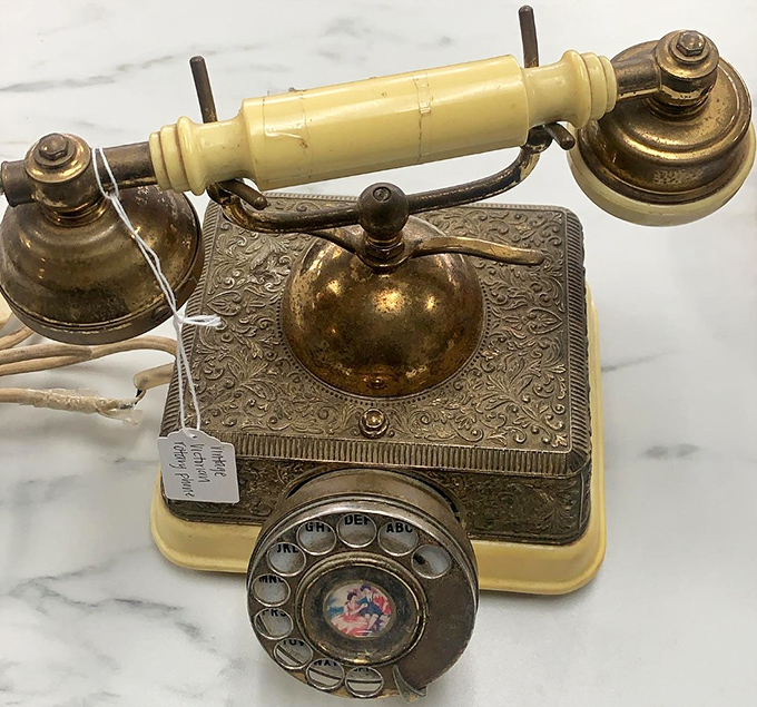 Ring-ring! The 1940s called and left this gorgeous telephone. Perfect for explaining to grandkids what "dialing" actually means.