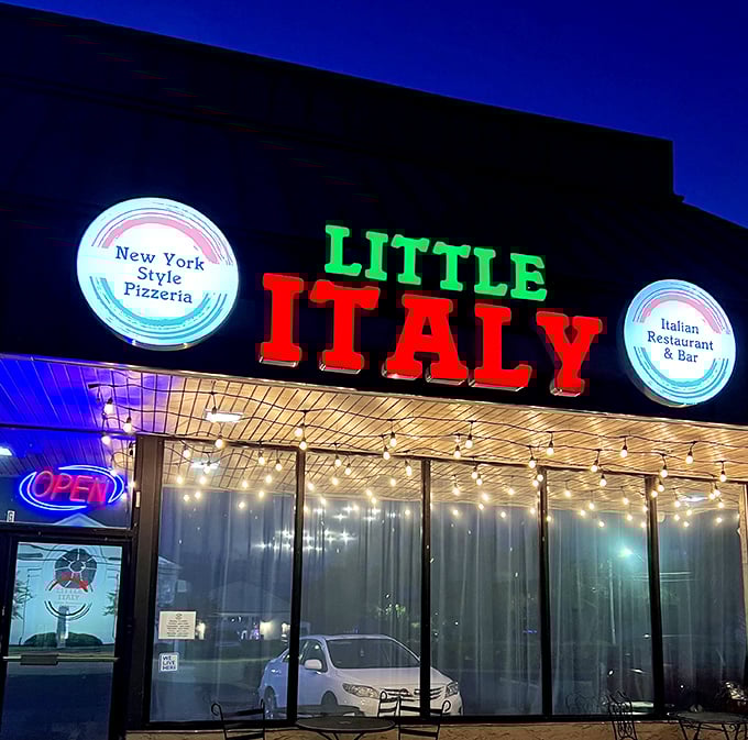 Little Italy brings big flavors to the beach - authentic taste that transports you instantly. 