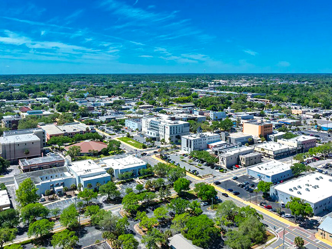 Lake views and green spaces define this affordable central Florida gem. Horse country living with stable prices&mdash;see what I did there?