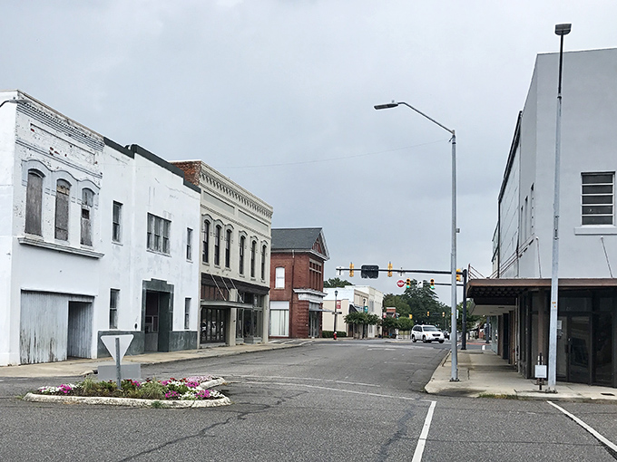 Rockingham's courthouse stands proud, like it just won the lottery but stayed humble.