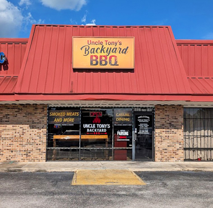 The backyard barbecue vibe is real here&mdash;complete with casual charm and serious smoking happening daily.