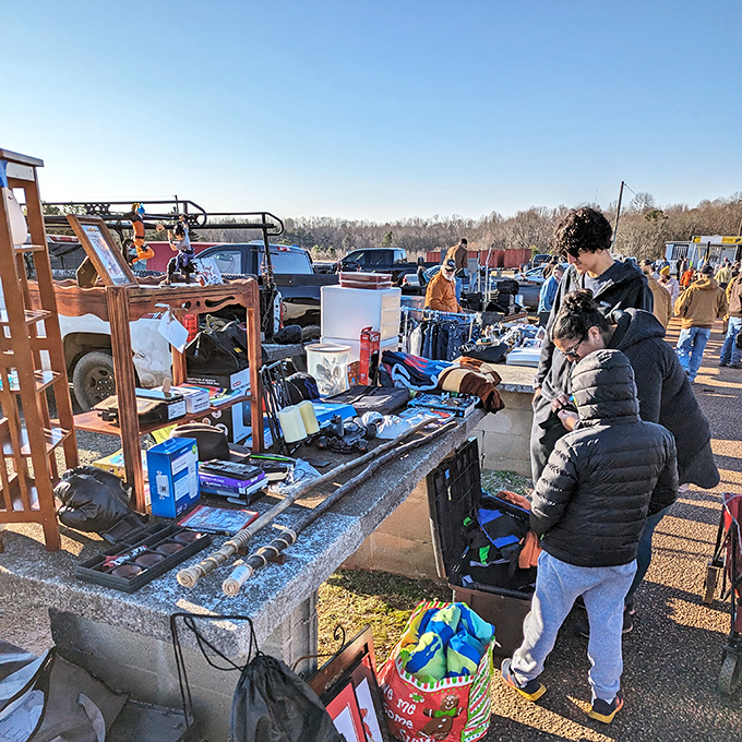 The casual atmosphere and friendly vendors create that perfect weekend experience where shopping becomes a social adventure.