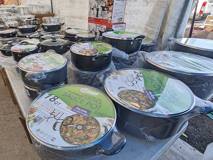 Kitchen dreams at flea market prices. These pots could be making your Sunday sauce by nightfall if you play your cards right.