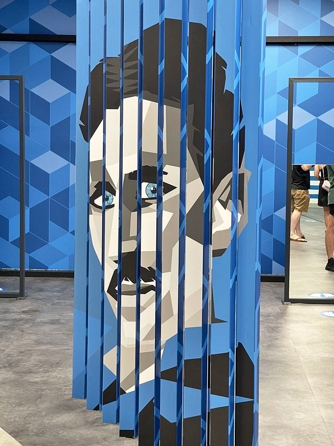 This fragmented portrait only comes together from one specific viewpoint&mdash;much like how we piece together our understanding of reality.