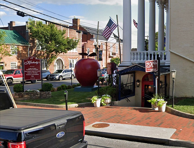From this angle, you can appreciate the craftsmanship of the stem and leaves crowning Winchester's famous fruity landmark.