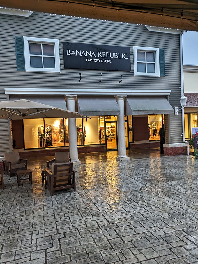 Banana Republic's evening ambiance transforms ordinary shopping into a sophisticated experience&mdash;those puddles reflecting store lights are practically romantic.