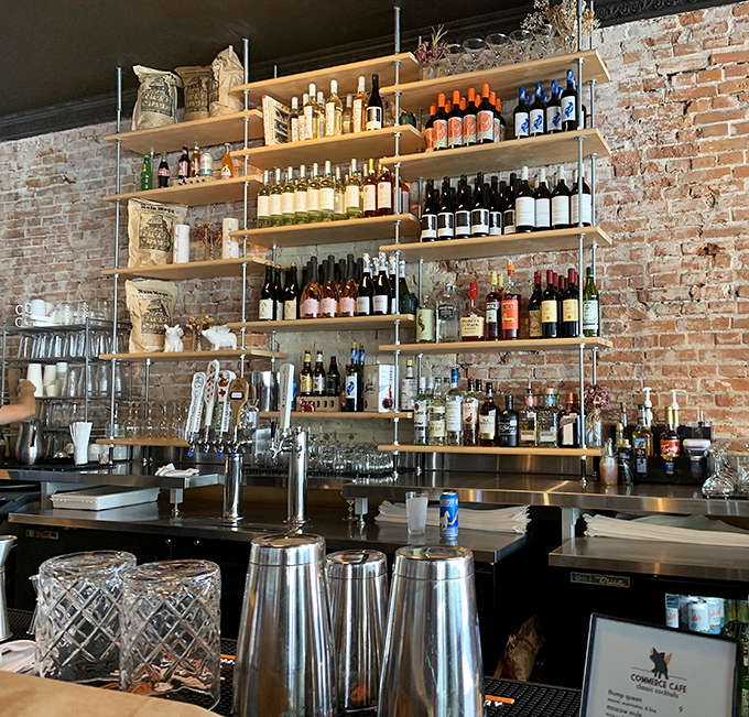 Not from Smitty's&mdash;this appears to be from another establishment with a more contemporary bar setup.