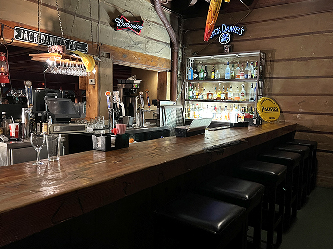 The bar at T-Bone isn't trying to impress with mixology tricks&mdash;it's serving honest drinks for honest thirsts in true Western fashion.